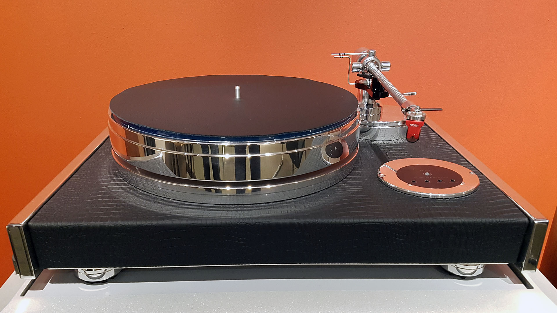 Acoustic Solid | Audio Creativ